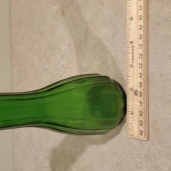 Vintage | Accents | Vintage Ribbed Emerald Green Bud Vase | Poshmark